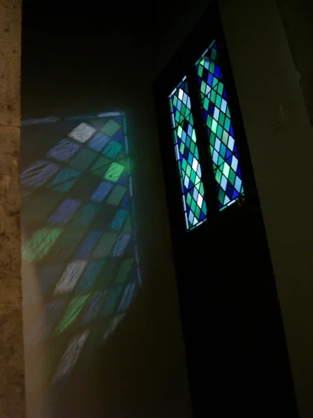 Emilie Séguret - Vitrailliste - Office de tourisme Conques-Marcillac